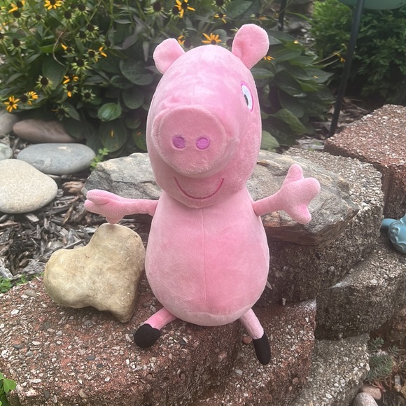 Peppa Pig | Toys | Peppa Pig Hug N Oink Talking Plush Pink 2 Stuffed ...